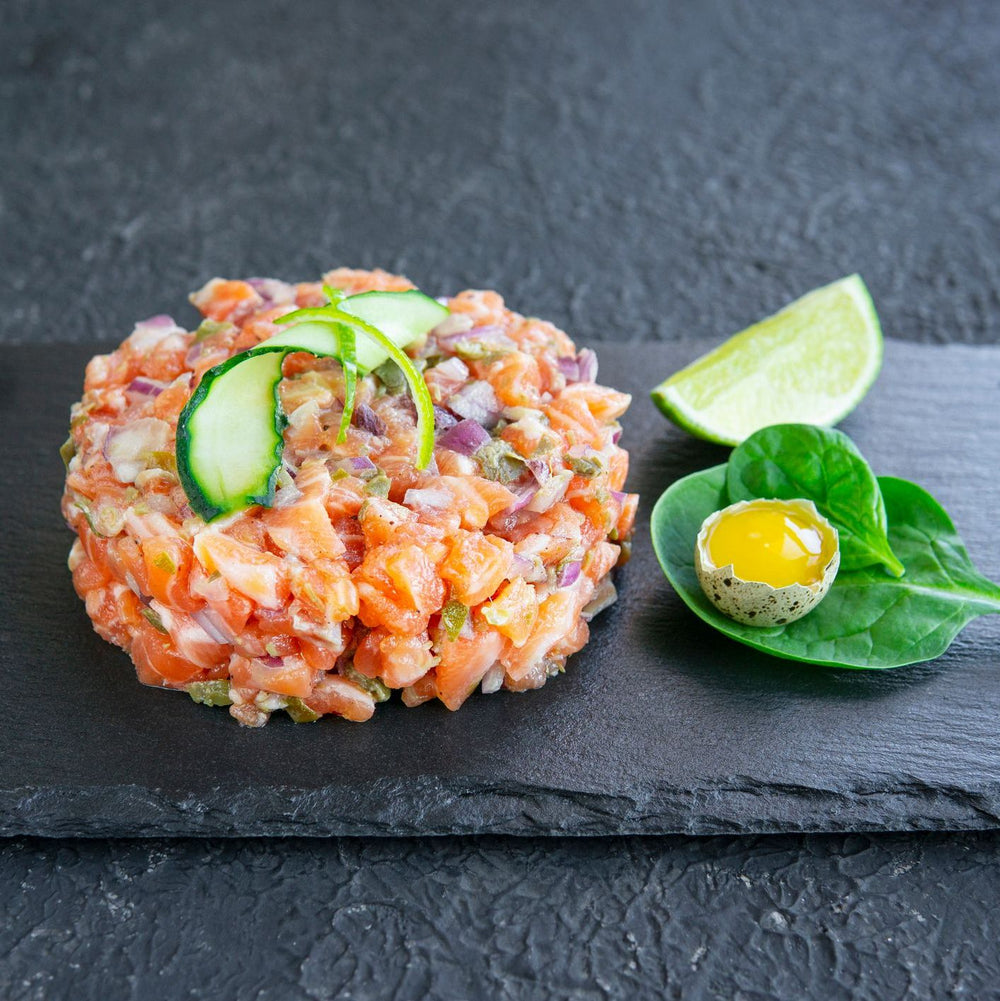 Classic salmon tartare with smoked salmon